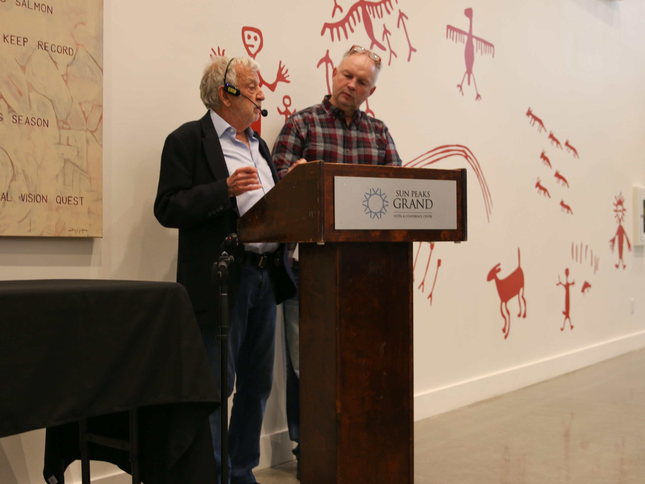 Skwlāx te Secwepemcúl̓ecw Elders bless art and artifacts