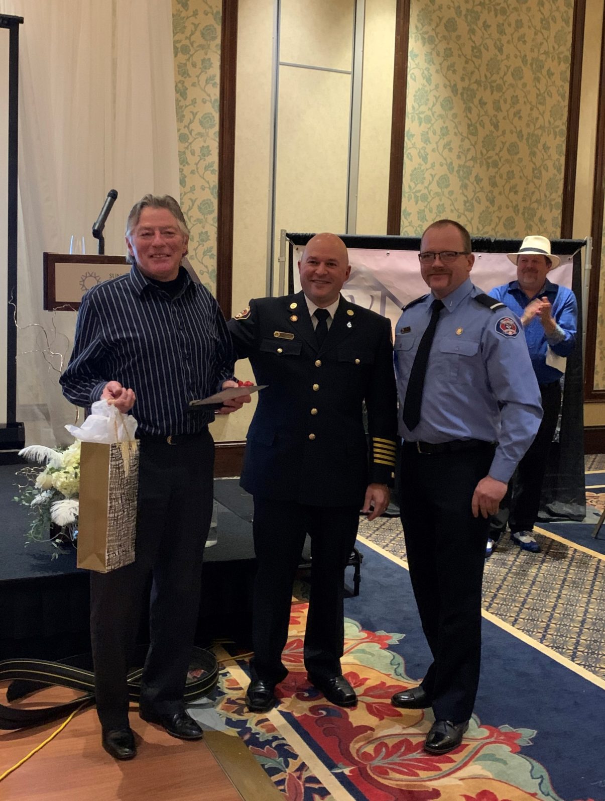 Local firefighters awarded for service - Sun Peaks Independent News ...